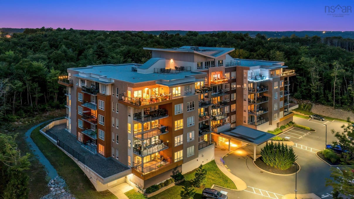 403 267 Gary Martin Drive, Bedford, Nova Scotia B4B 1G6 Townhouse for ...