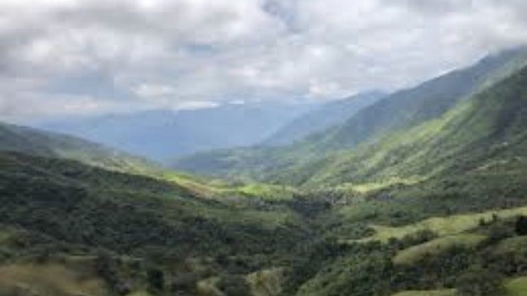 Beautiful Yunguilla Valley Ecuador Mountain living at its best, a ...