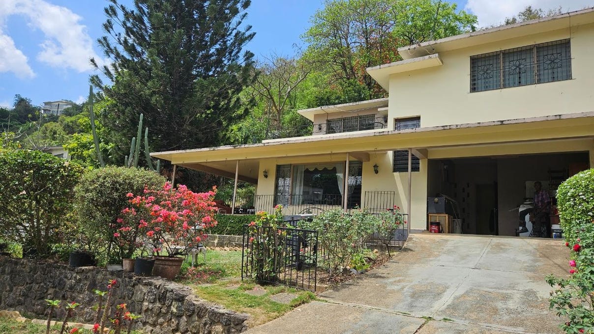 LAKEHURST DRIVE, Kingston 8, St. Andrew Parish House for Sale - realtor.com