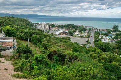 10 MANGO WALK COUNTRY CLUB, Montego Bay, St. James Parish House for ...