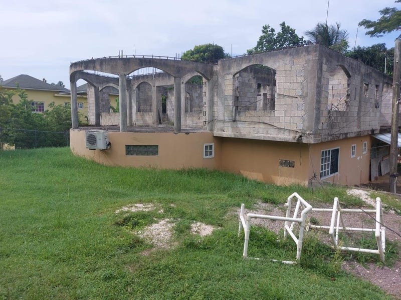 TIMBER CLOSE IRWIN, Montego Bay, St. James Parish House for Sale ...